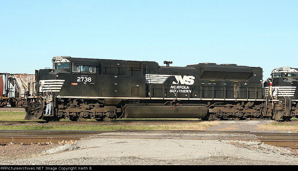 NS 2738